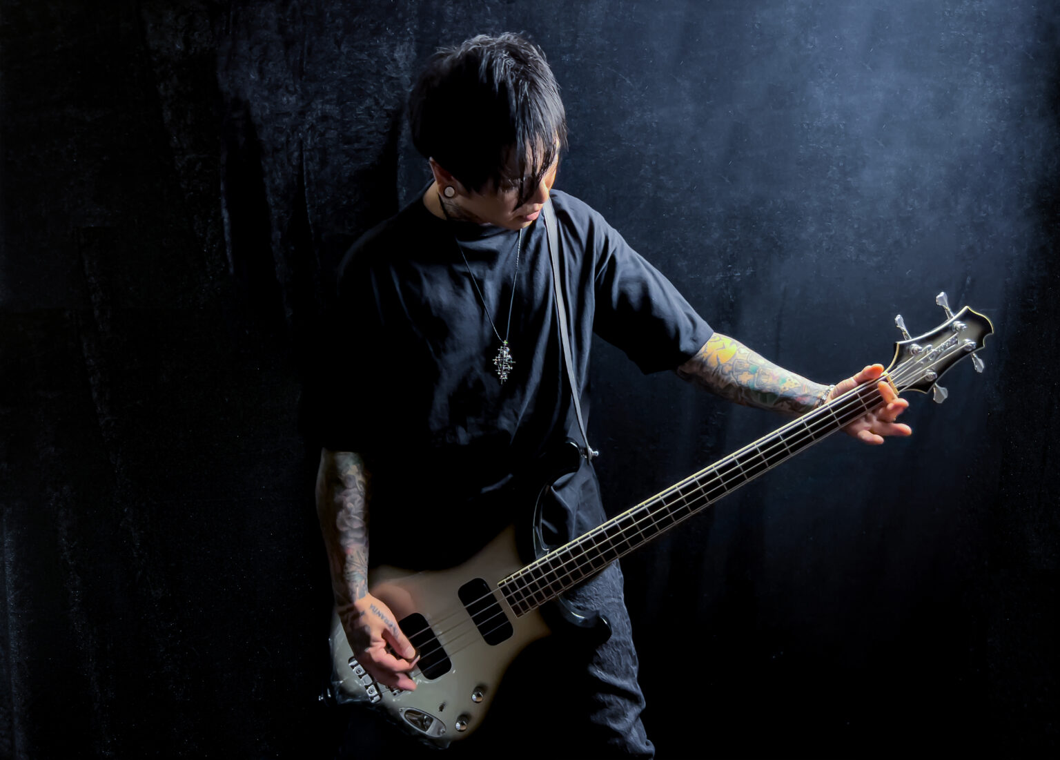 ka-yu OFFICIAL SITE | Bassist ka-yu OFFICIAL SITE